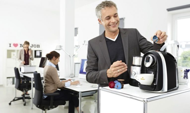 9 Best Office Coffee Makers Reviewed in Detail (Fall 2023)