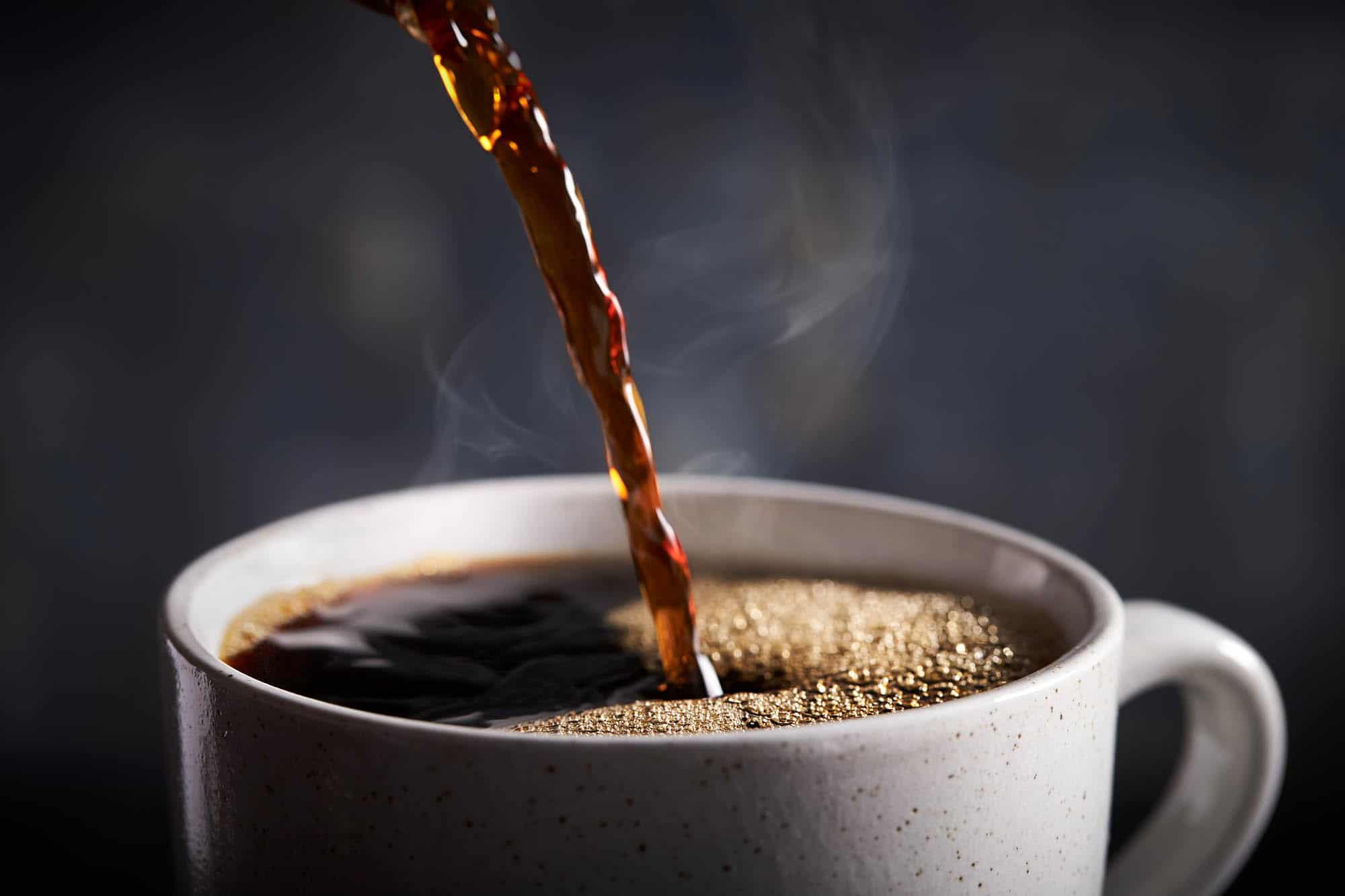 How to Use a Coffee Maker - Step-by-step Guide for Beginners